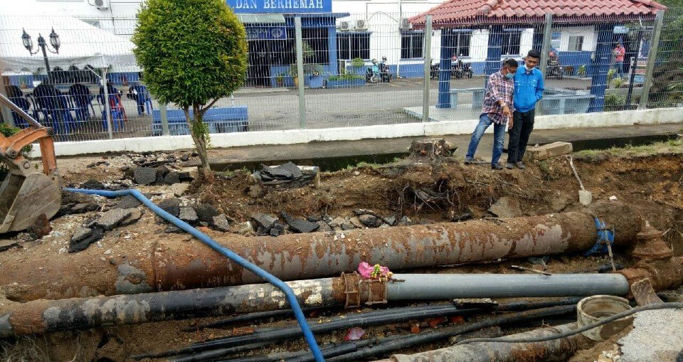 Paip pecah tidak diganti sejak 40 tahun lalu | Kool 101