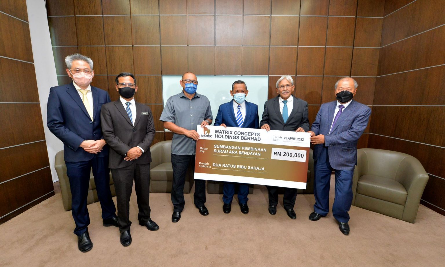 Matrix sumbang RM200,000 untuk bina surau Ara Sendayan | Kool 101