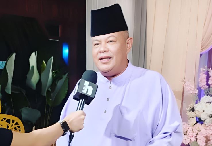 Ada Orang Iri Hati Fitnah Azlee Dapat RM3 Juta Daripada Live TikTok ...