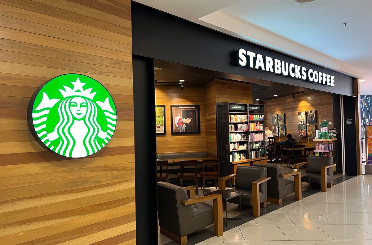 Terkesan Boikot Starbucks, Berjaya Food Rugi Bersih RM42.58 juta | Kool 101