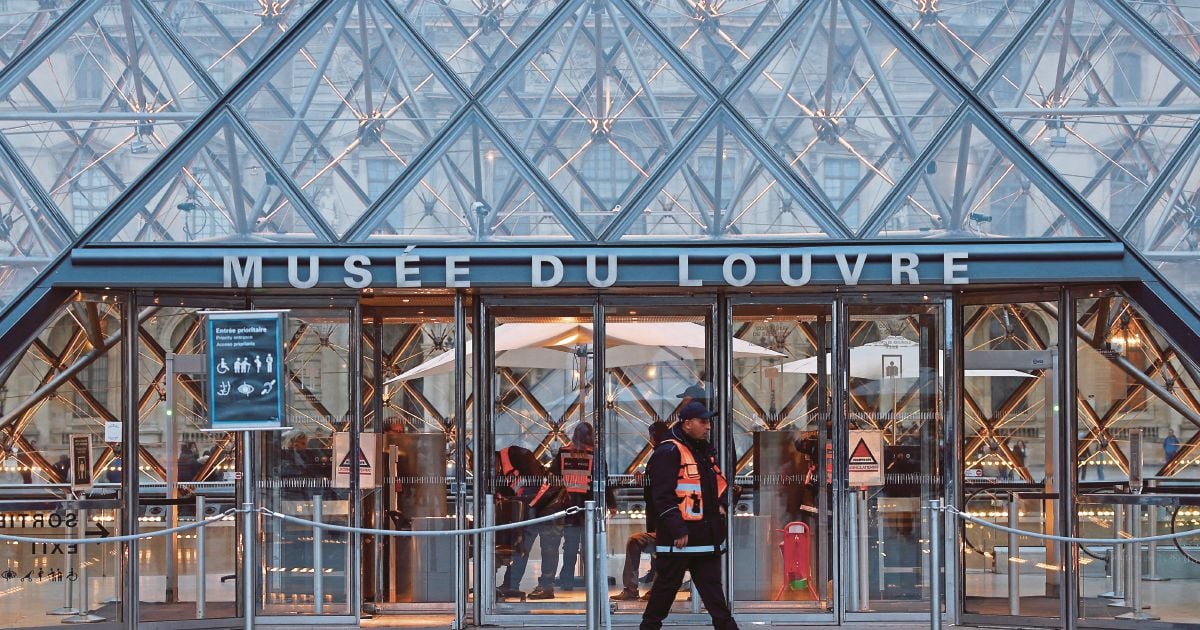 Rompakan Muzium Louvre: 2 suspek ditahan, seorang daripadanya mahu ke ...